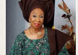 Nigerian Socialite 'Cash Madam' Dies at 89